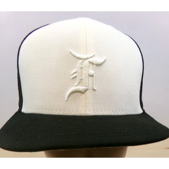 New Era | Accessories | New Era The 595 Pro Model Mlb Essentials Fear ...